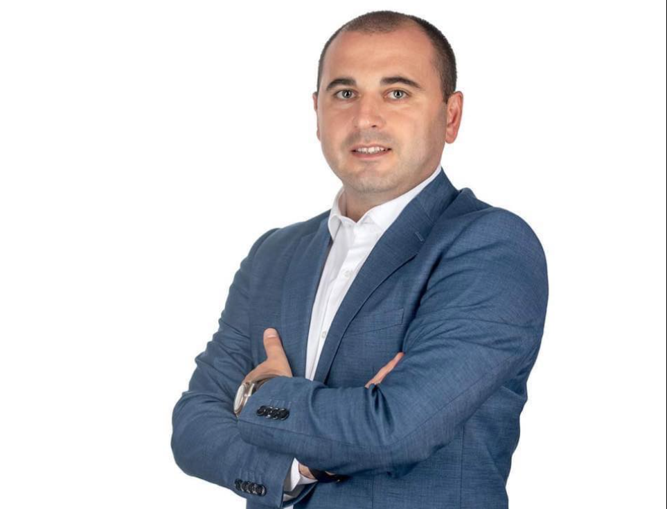 ერთიანი ნაციონალური მოძრაობის ახალი თავმჯდომარე ლევან ხაბეიშვილი გახდა